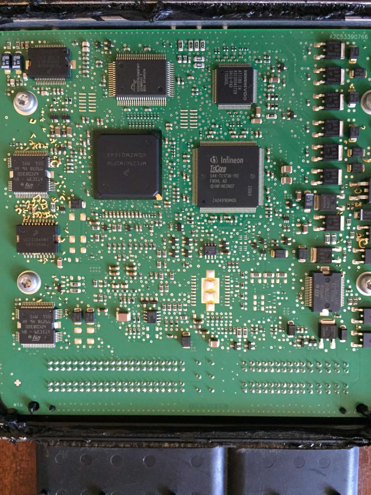 ECUHELP KT200 Siemens SIM2K-140 141 341 D160 Boot Pinout - OBD2gate ...